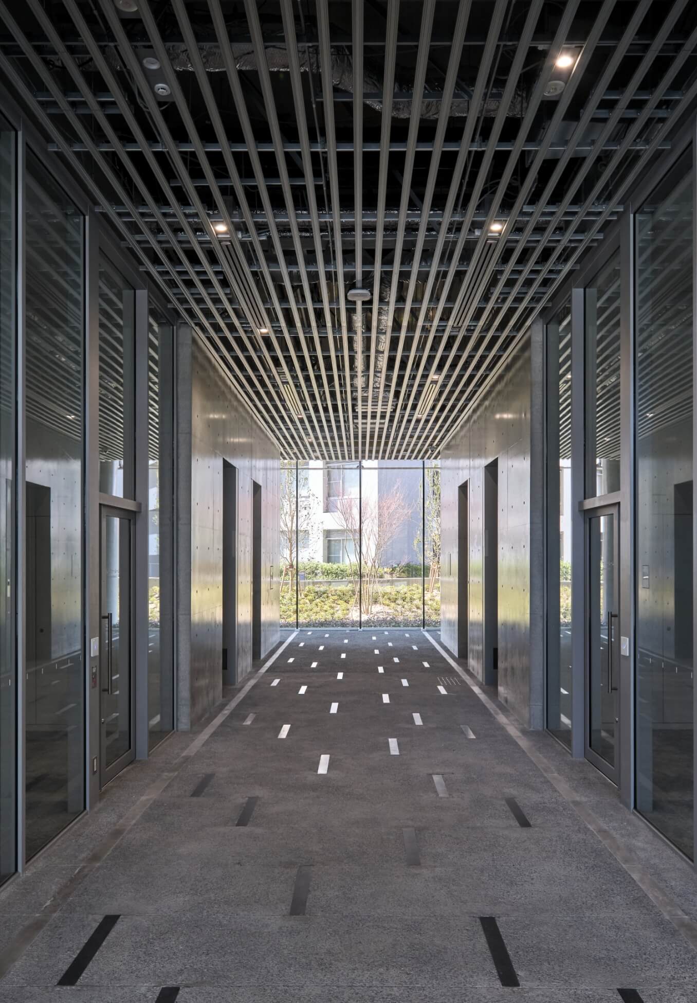 細胞外フラックスアナライザー（Seahorse XF PRO Analyzer） | CiDER 大阪大学感染症総合教育研究拠点